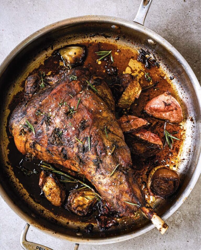 Gigot d’agneau rôti doucement 4 heures - Les Radieuses Magazine